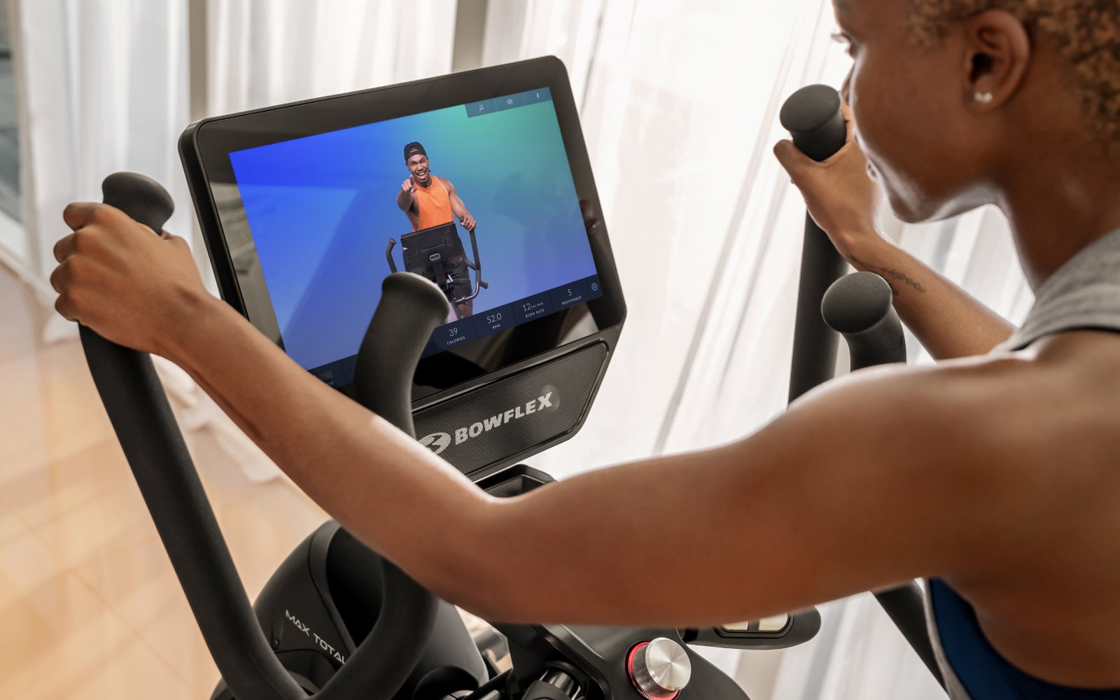 Max Total 16 - Low impact, total body, cardio workout. | BowFlex