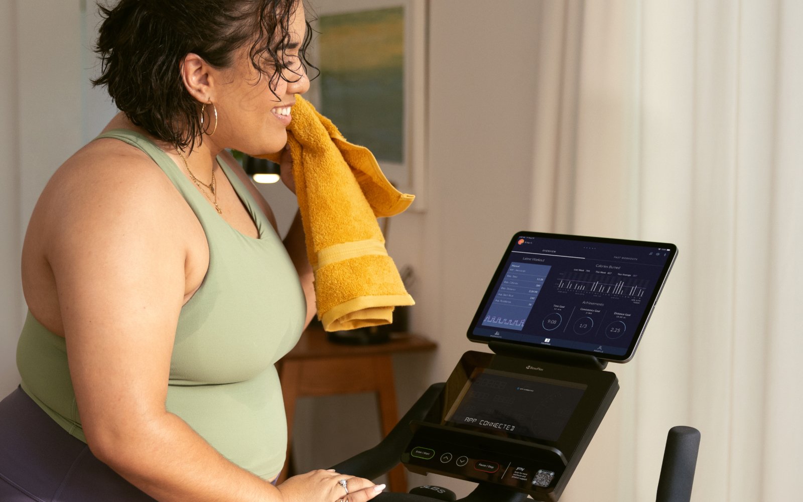 IC Bike SE - Works With Peloton® & Zwift® Apps | BowFlex